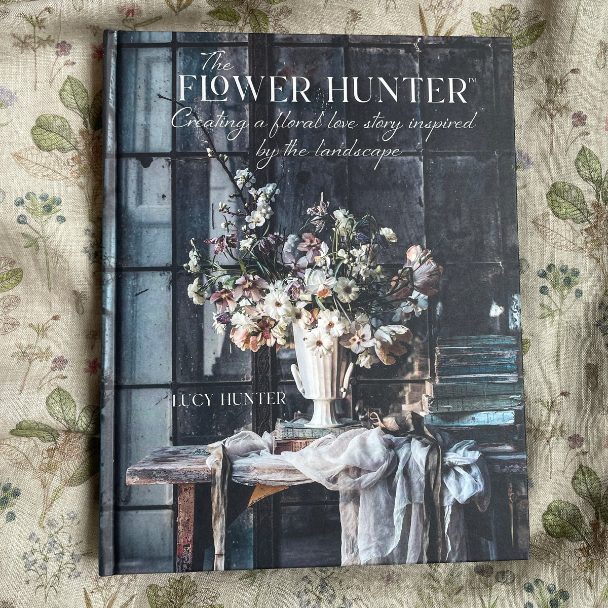 The Flower Hunter - Creating a Floral Love Story Inspired by the Lands ...